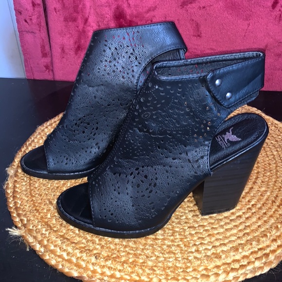 Shiekh | Shoes | Like New Shiekh Heeled Shoes Size 7 | Poshmark